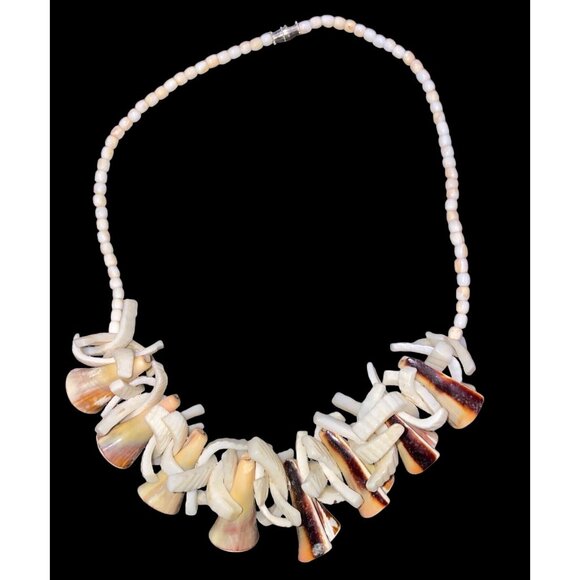 Jewelry | 16 Inch Bib Shell Necklace Vintage Jewelry Pink White Sea ...